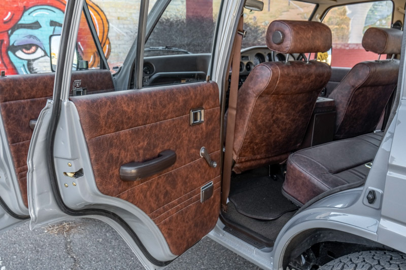 Barn Door HJ62 - Proffitt's Resurrection Land Cruisers