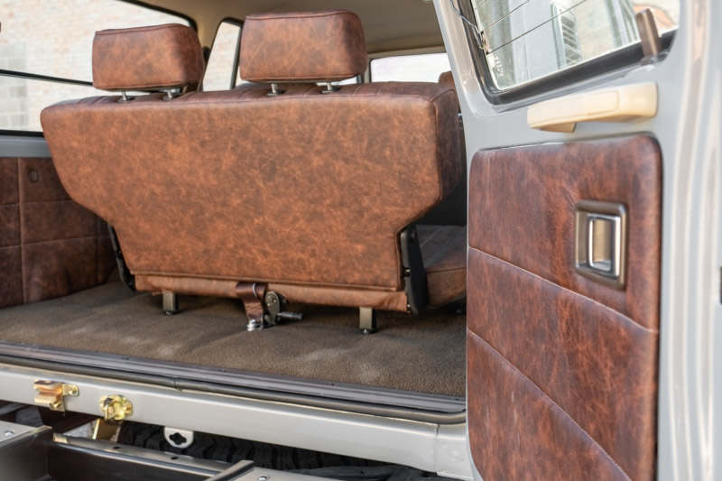 Barn Door HJ62 - Proffitt's Resurrection Land Cruisers