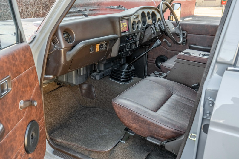 Barn Door HJ62 - Proffitt's Resurrection Land Cruisers