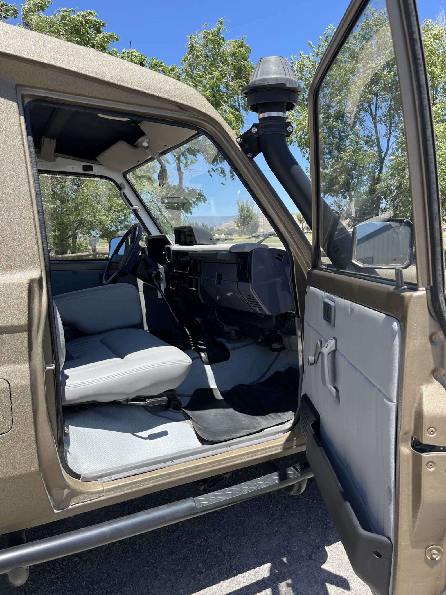 1990 Troopy - Proffitt's Resurrection Land Cruisers